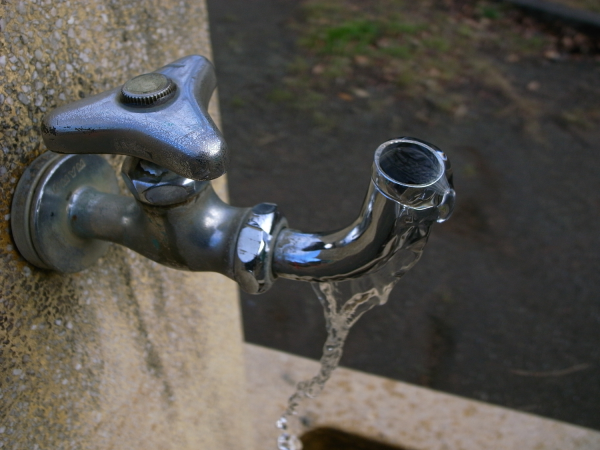 Is Tap Water In Japan Drinkable? - Japaholic English