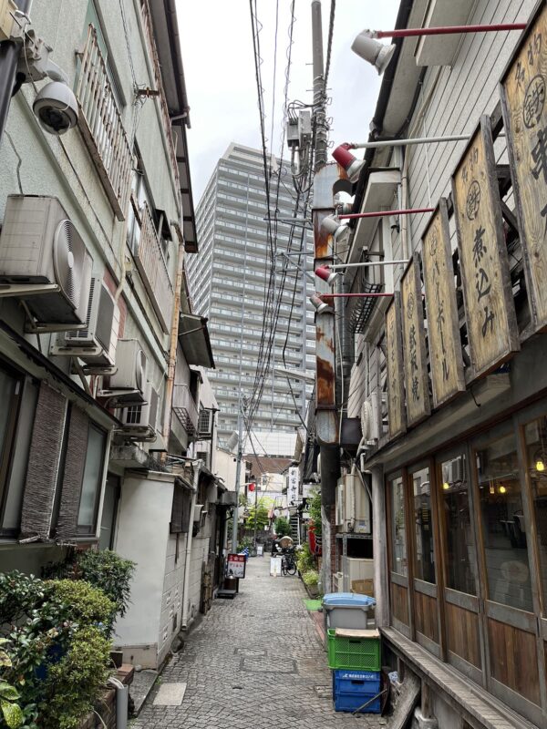 Explore the streets of Kagurazaka, Tokyo - Japaholic English